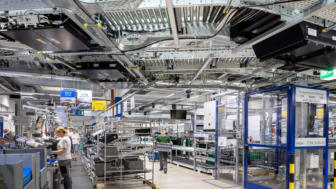 【自動車産業】導入事例：複雑な組み立てラインで標準化とモジュール化の適応